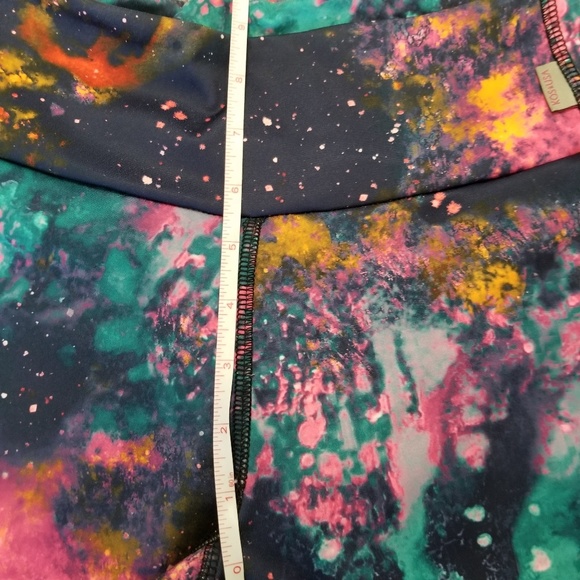 KOS USA | Pants & Jumpsuits | Kos Usa Space Bright Capri Athletic Pants ...